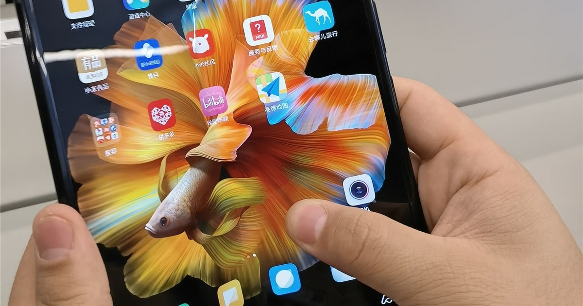 Глава Xiaomi опубликовал сравнение складного Mi Mix Fold с Apple iPad mini — Ferra.ru
