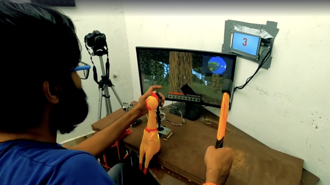 Индийский фанат Minecraft создал физический топор для рубки леса в игре: Новости: Игры — Ferra.ru