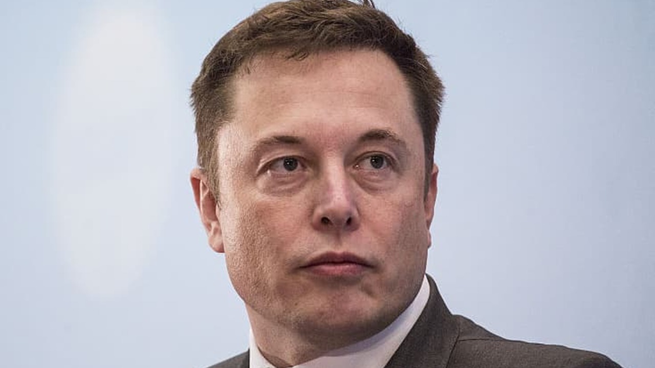 Илон Маск выставил сотрудникам условие: придётся или очень много и ...