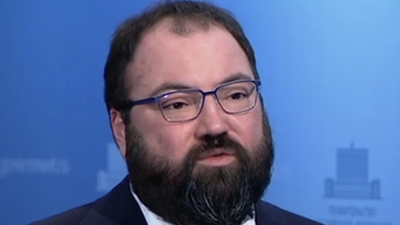 Минцифры ограничит доступ школ к зарубежным онлайн-сервисам: Новости ...