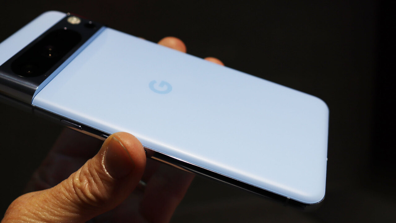 Google Pixel 8 Pro получил лишь 6 баллов из 10 за ремонтопригодность — Ferra.ru