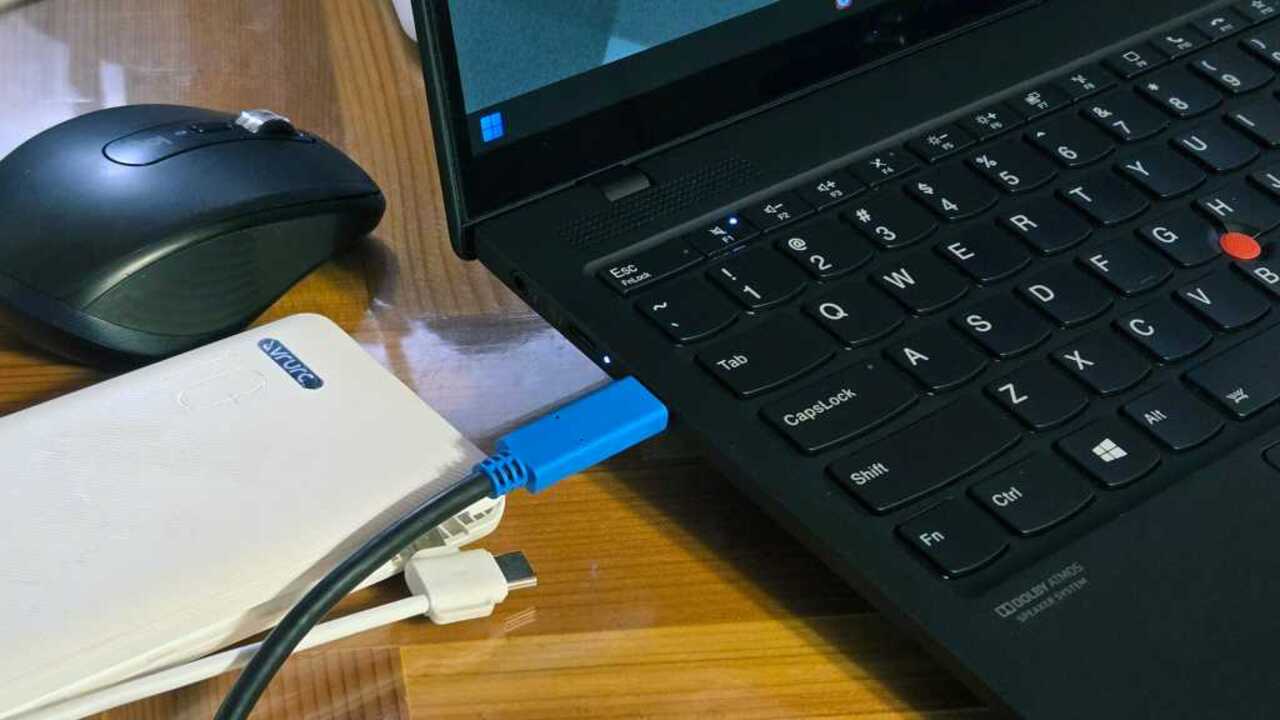 Обзорщик призвал производителей размещать порты USB-С на обеих сторонах ноутбуков: Новости ...