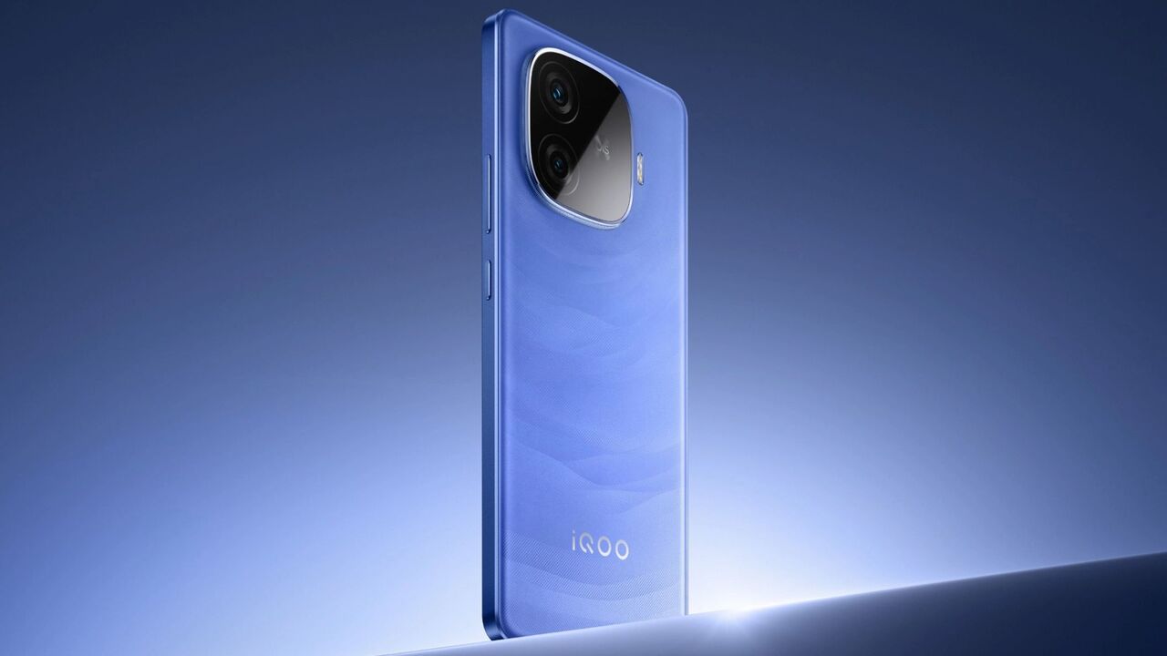 iQOO Z10s получит не только 7300 мАч, но и 90 Вт-зарядку: Новости: Телефоны — Ferra.ru