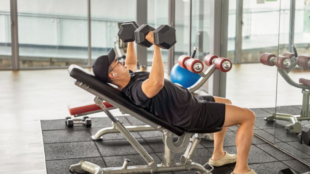 Три-четыре раза в неделю: тренер рассказала, сколько нужно тренироваться для поддержания мышц ...