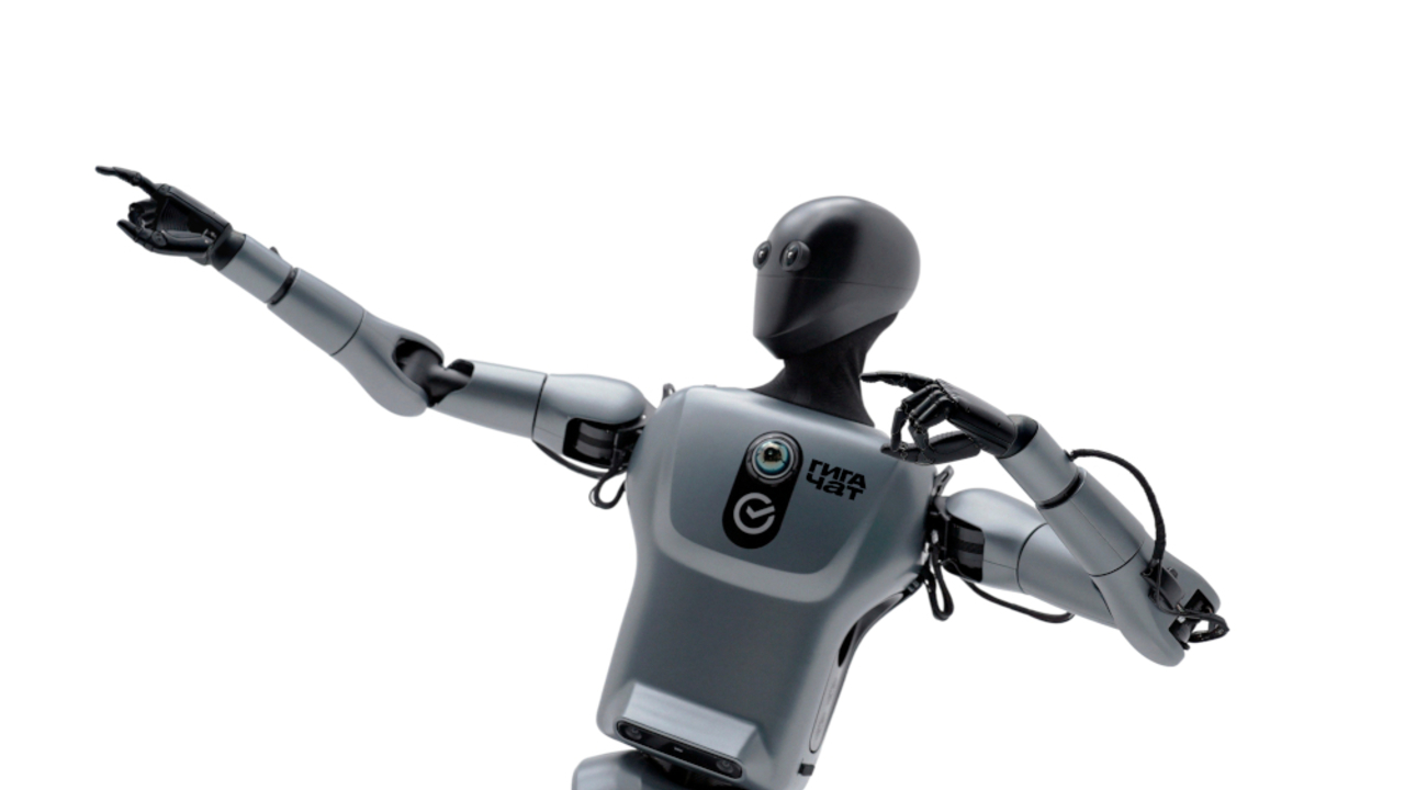Сбер показал первого человекоподобного робота с физическим ИИ: Новости: В России — Ferra.ru